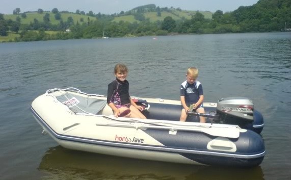 Надувная лодка Honwave T30 AE2