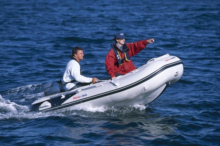 Надувная лодка Honwave T32 IE2